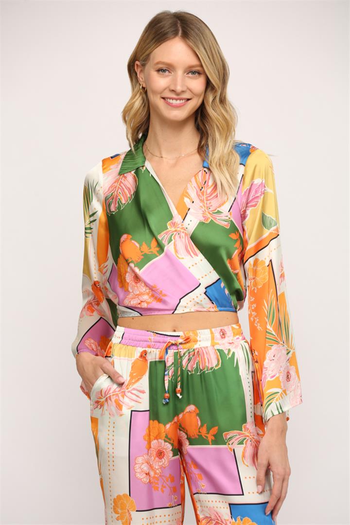 The Lief Kat Crop Wrap Top – BarnKatClothing